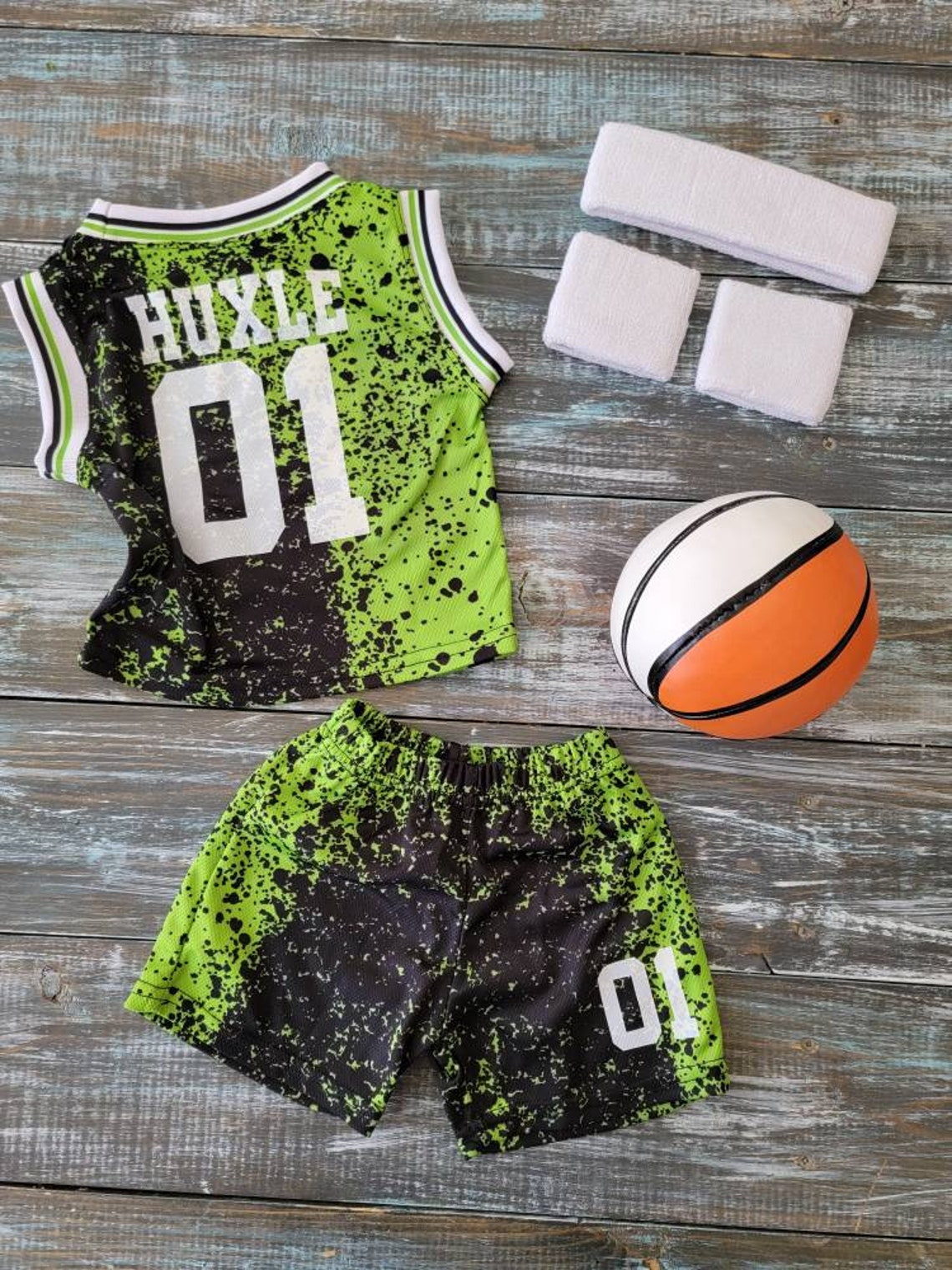 Personalized Kids Basketball Set: Jersey, Shorts, Ball, and Sweatband ...