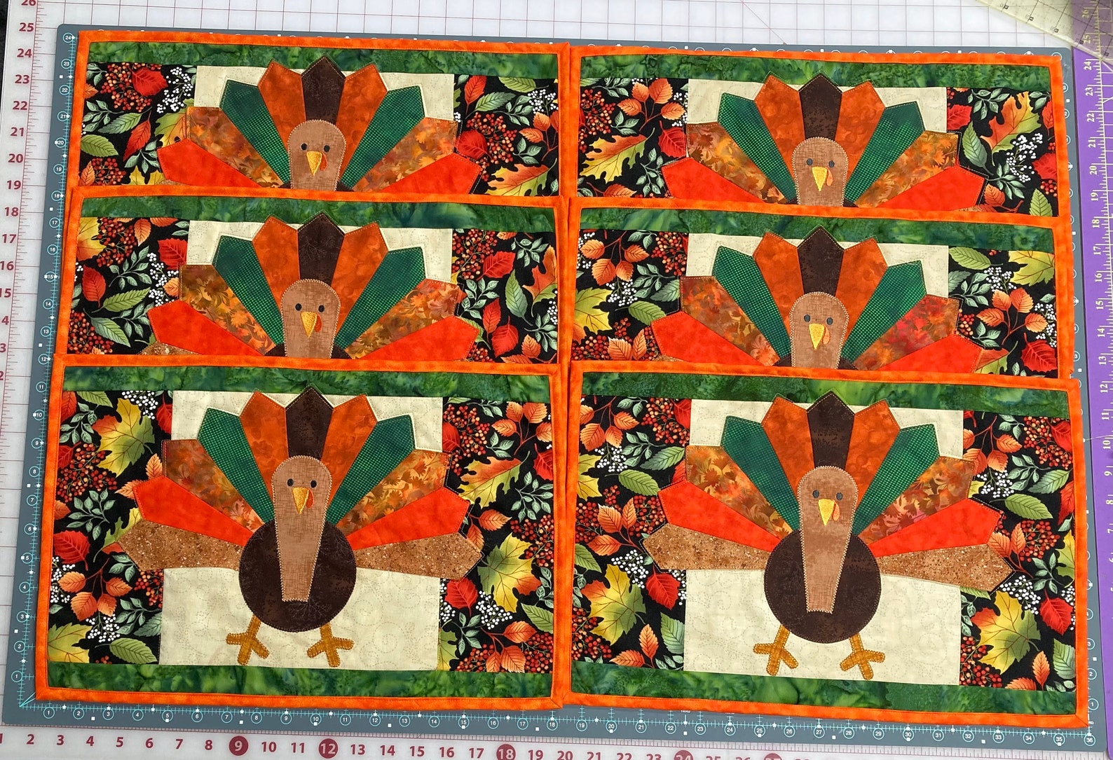 Thanksgiving Turkey Appliquéd Dresden Plate Feathers Set of 6 Placemats ...