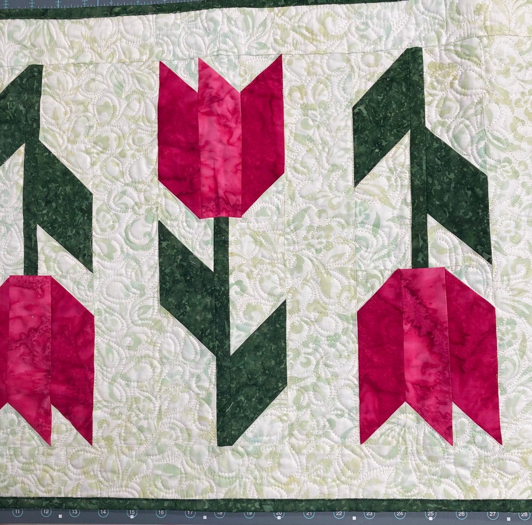 Dark Pink Spring Tulips Quilted Table Runner - Etsy