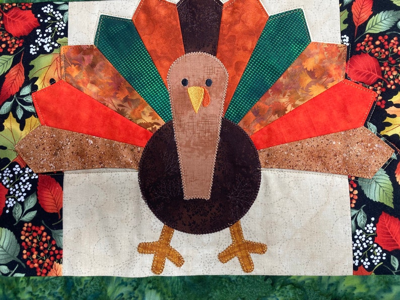 Thanksgiving Turkey Appliquéd Dresden Plate Feathers Set of 6 Placemats ...