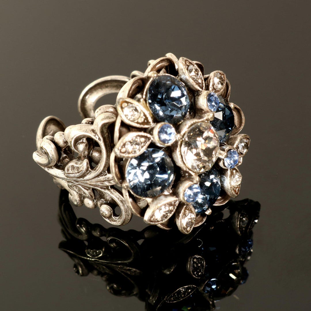 Olli Pop USA Ring Floral Cocktail Ring Pewter Tone Blue Clear ...