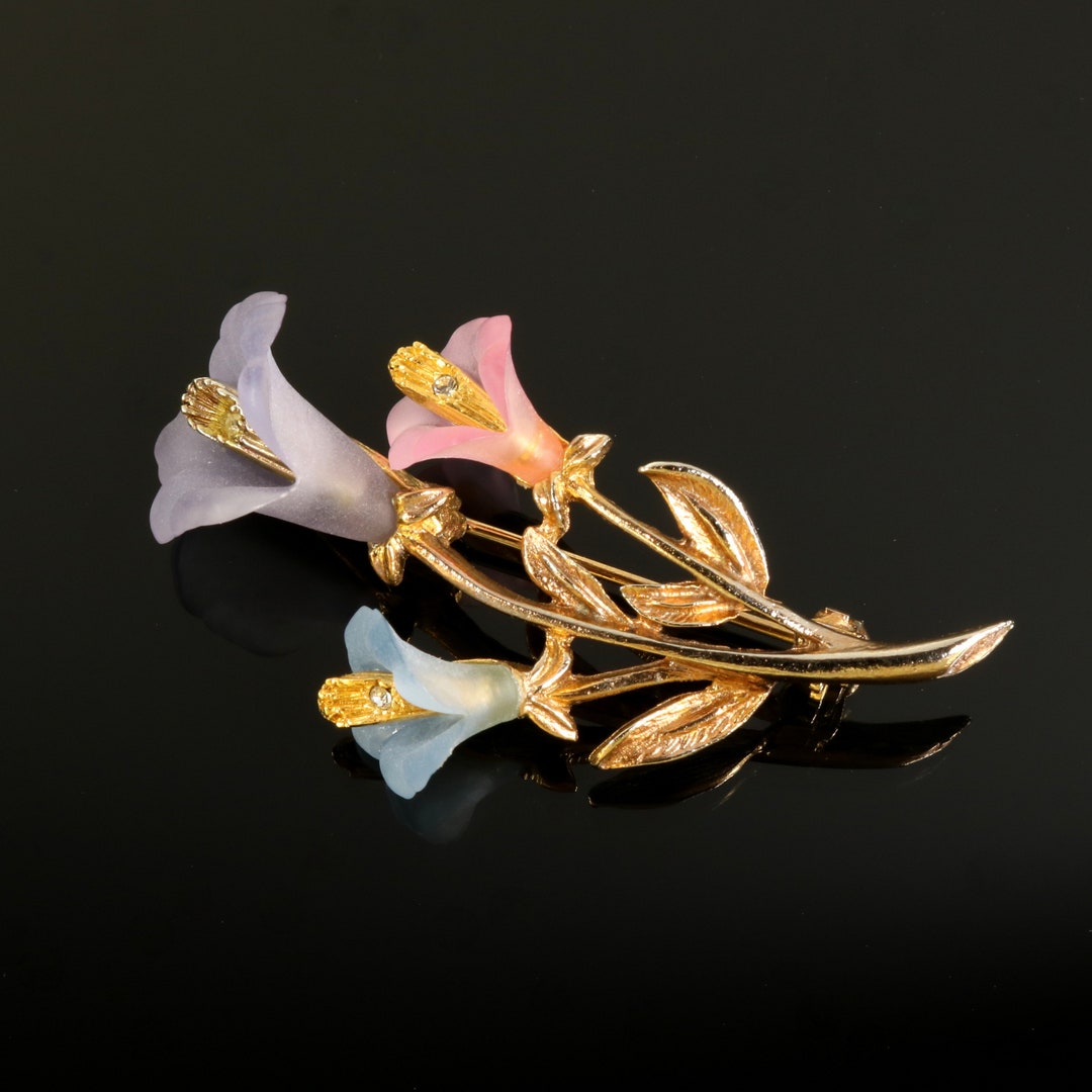 Cala Lily Brooch Lucite Flower Pin Signed LIA Pastel Purple Pink Blue ...