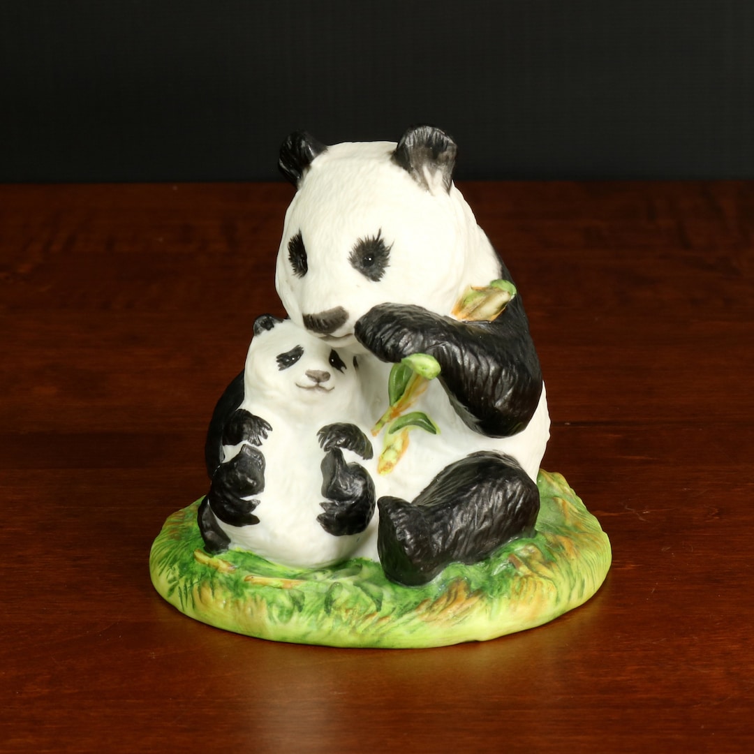 Giant Panda Figurine With Cub Porcelain the Franklin Mint 1989 - Etsy