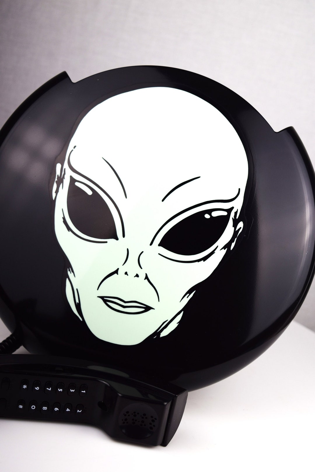Alien Disk Telephone - Etsy