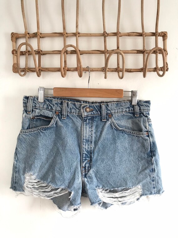 Levis jean cutoffs, ripped, distressed, high rise, wa… - Gem