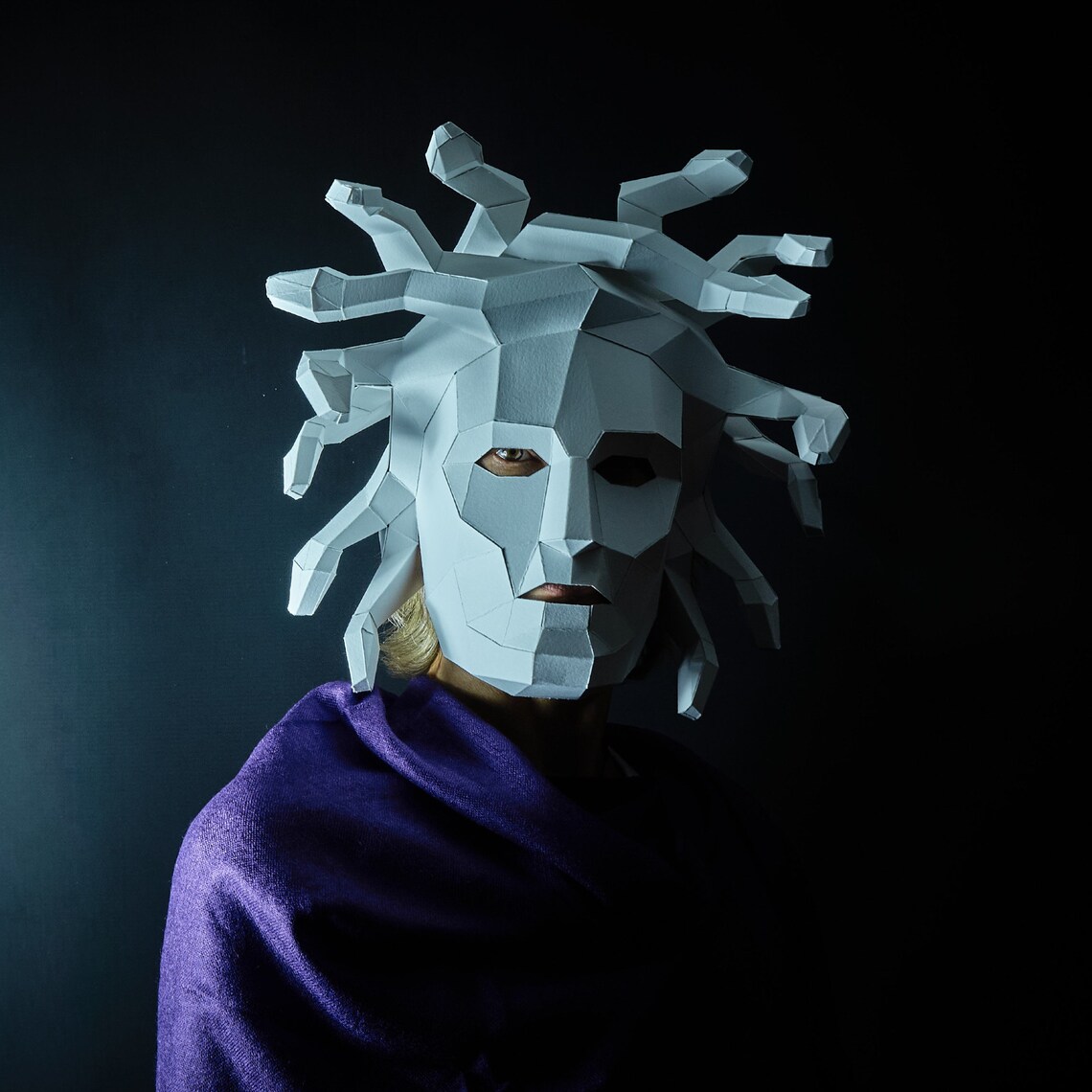 Medusa Gorgon Mask: Lowpoly Papercraft Halloween Costume (PDF Pattern ...
