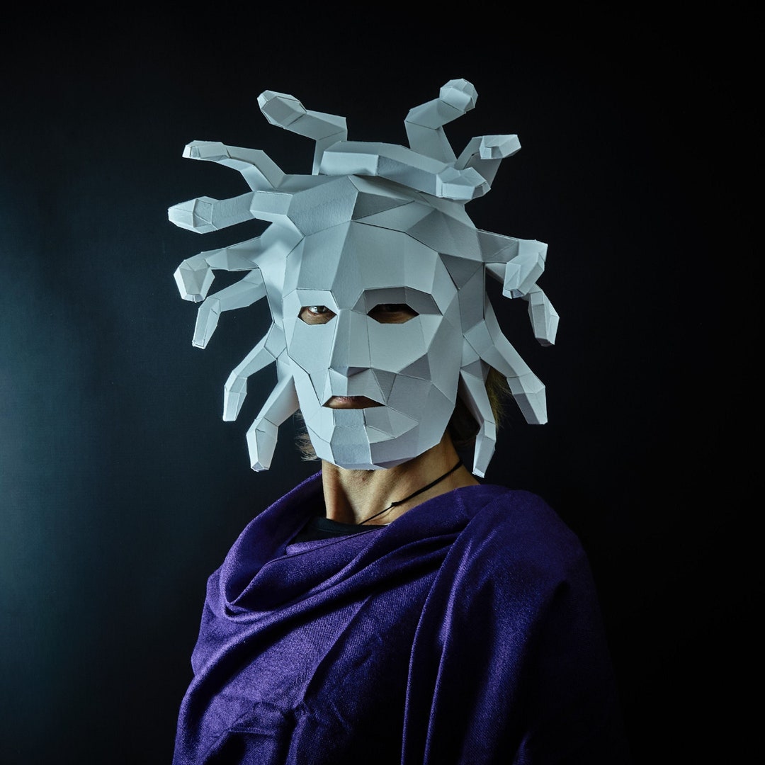 Medusa Gorgon Mask: Lowpoly Papercraft Halloween Costume (PDF Pattern ...