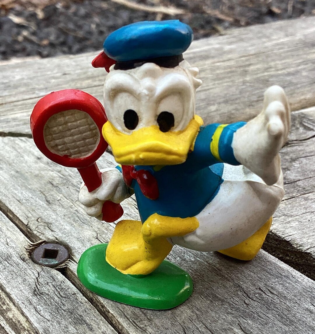 Vintage Collectible Toy Figurines: Porcelain Chicks & Donald Duck ...