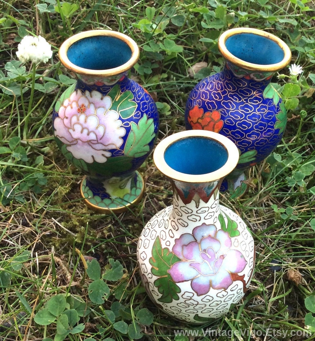 Vintage Bud Vases Small Trio Cloisonné Style Enamel Brass Little Set ...