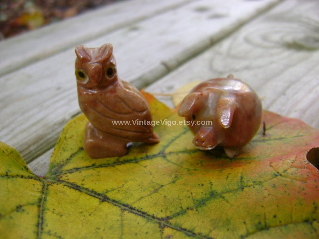 Vintage Carved Stone Pig Miniatures Small Animal Carvings Figurine ...