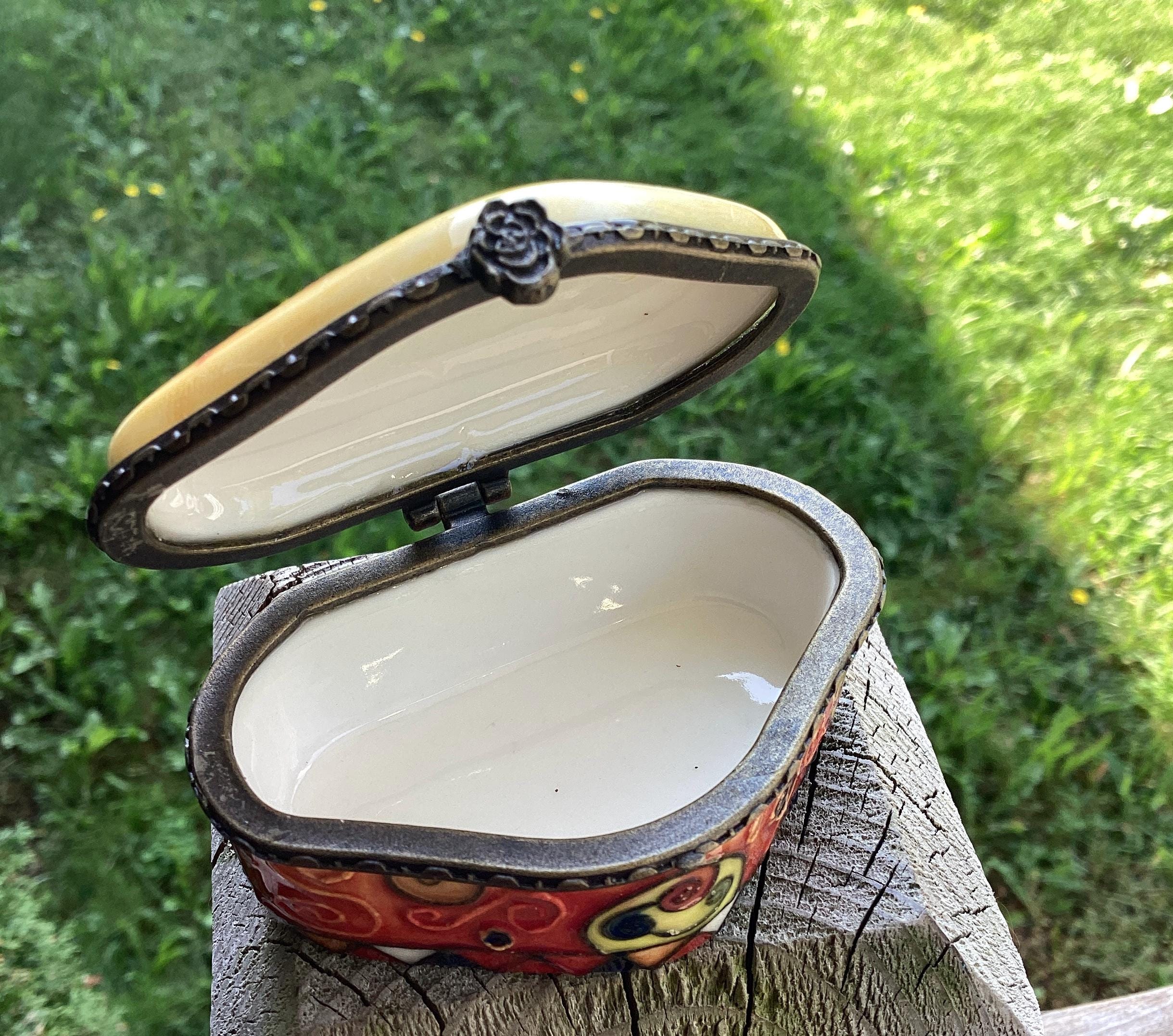 Vintage Porcelain Hinged Trinket Cases Pill Boxes Organizers Lidded ...