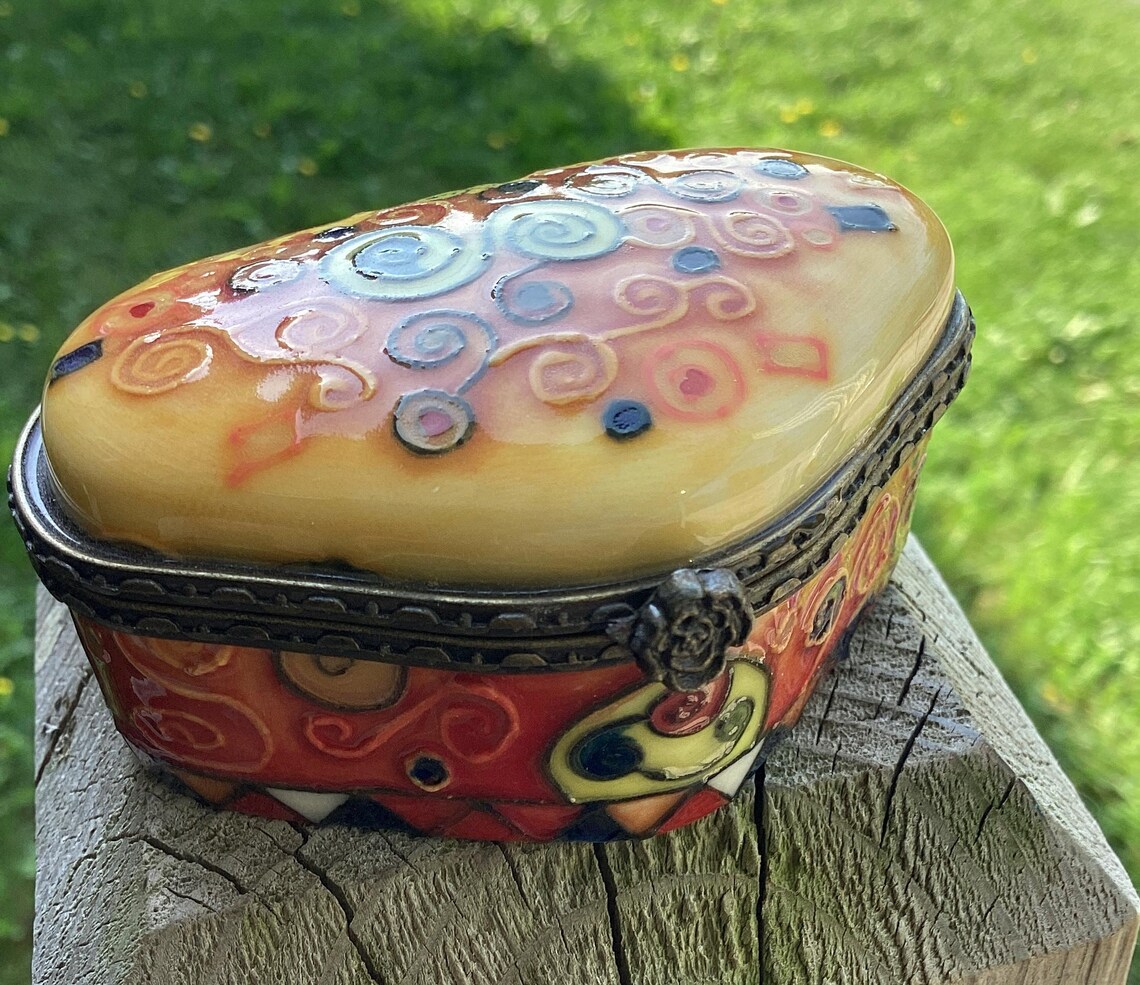 Vintage Porcelain Hinged Trinket Cases Pill Boxes Organizers Lidded ...
