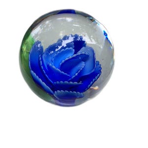 Vintage Art Glass Paperweight Round Blue Blossom Flower Water Lily Home ...