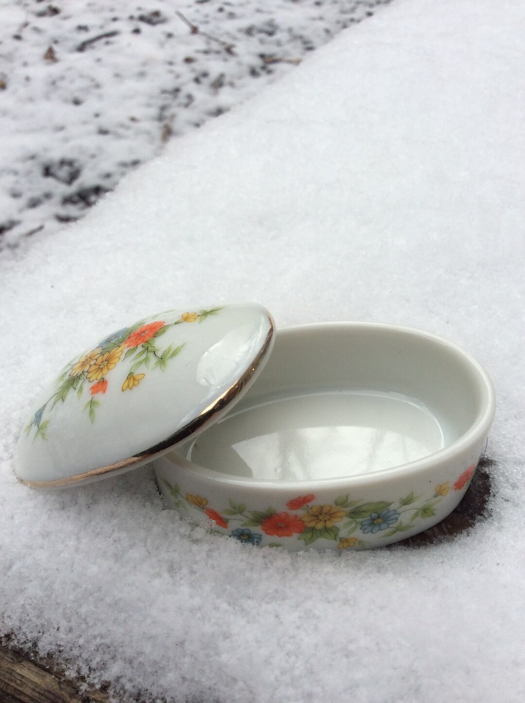 Vintage Porcelain Trinket Case Floral Lidded Keepsake Cottage Core ...