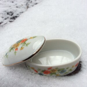 Vintage Porcelain Trinket Case Floral Lidded Keepsake Cottage Core ...