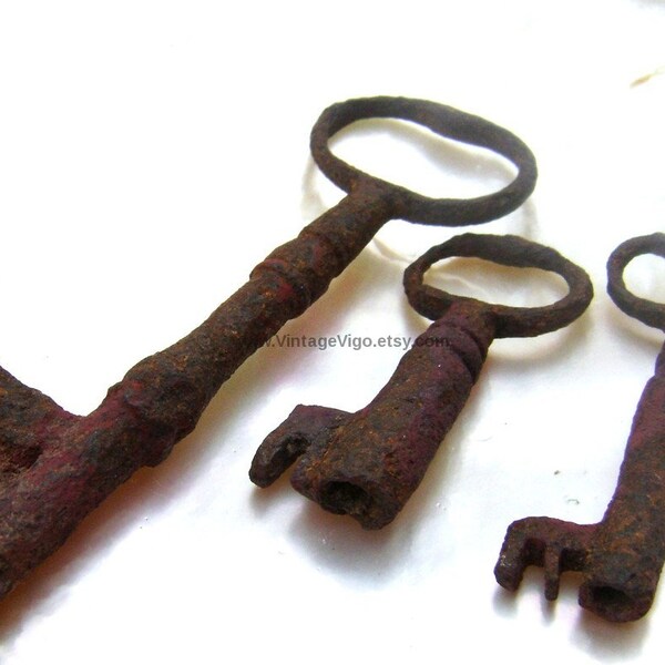 Antique Keys - Etsy