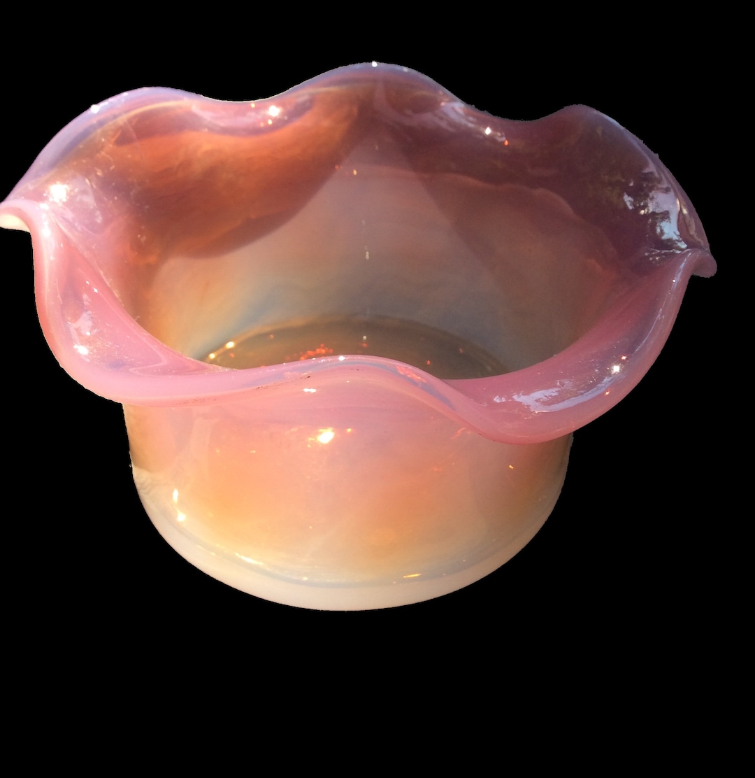 Vintage Pink Opaline Glass Vase, Antique Pink Moonstone Opalescent ...