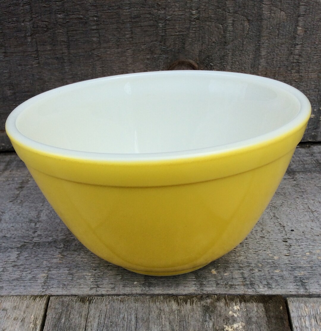 Vintage Pyrex Small Yellow Mixing Bowl, Baking Cooking Pyrex Primary ...