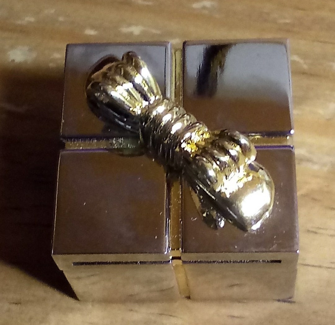 Timepiece Frame Clock Classe Fine Collectible Timepiece Frame and Clock ...