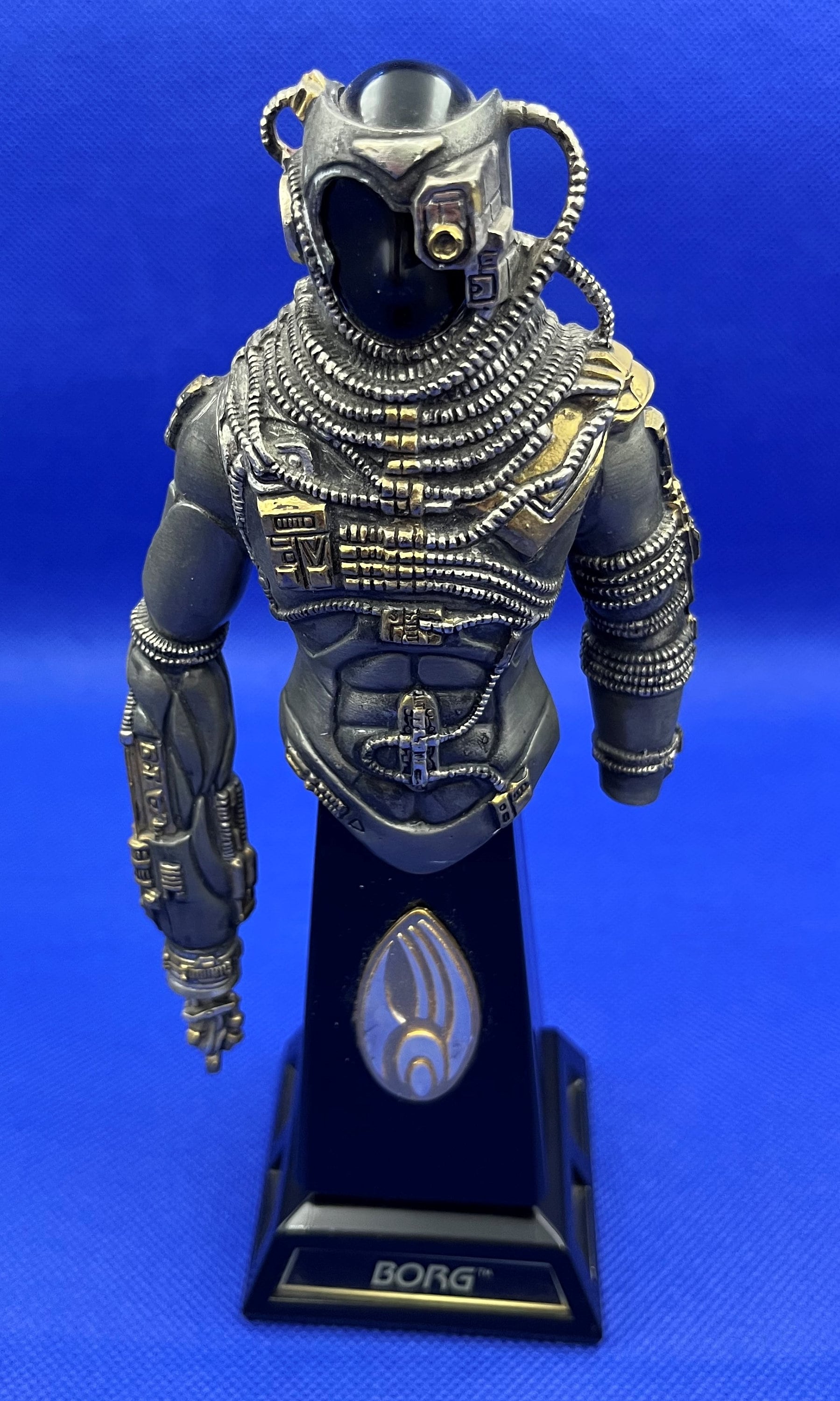 Franklin Mint Star Trek TNG Borg Armour Star Trek Armour to the Galaxy ...