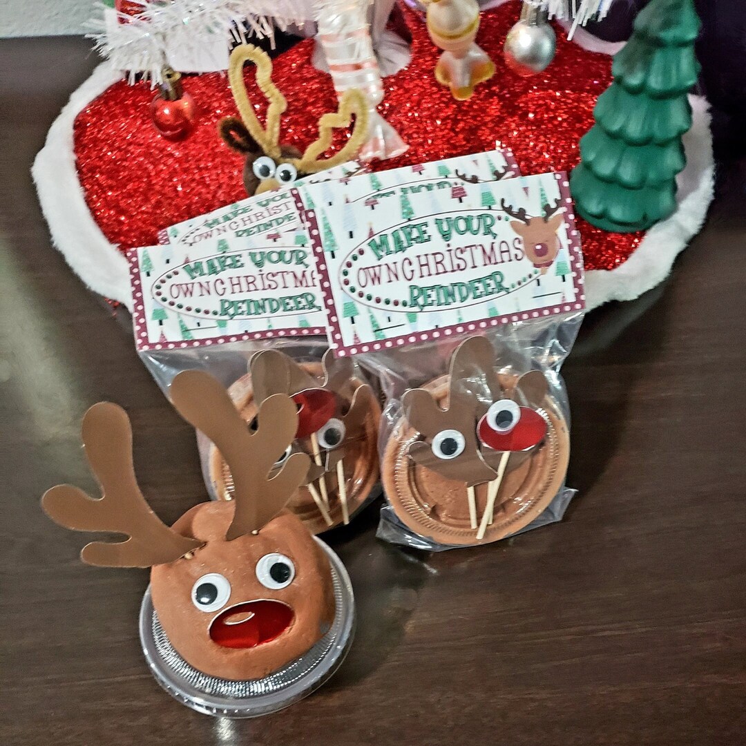 Make Your Own Christmas Reindeer Printable Bag Topper Print Home ...