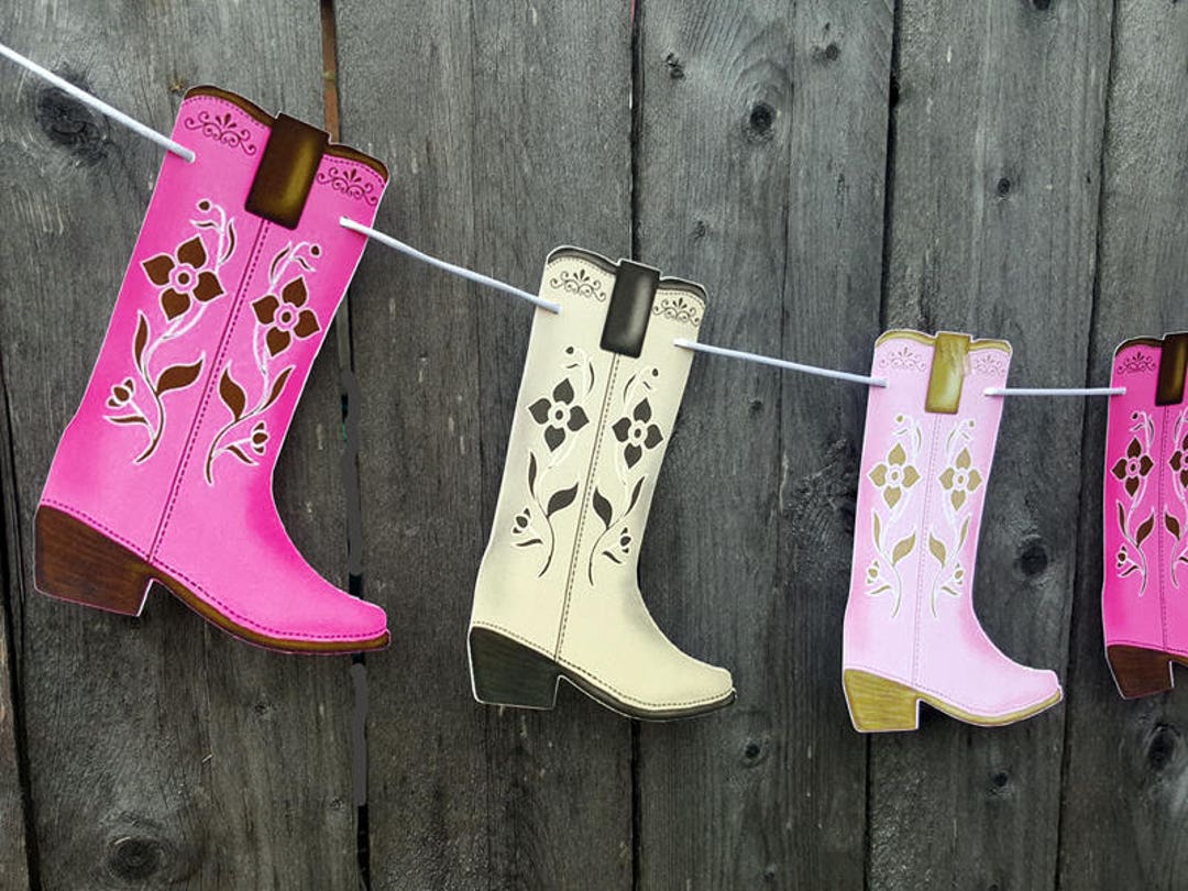 COWGIRL PARTY GARLAND - Cowgirl Boot Garland Cowgirl Boot Banner ...