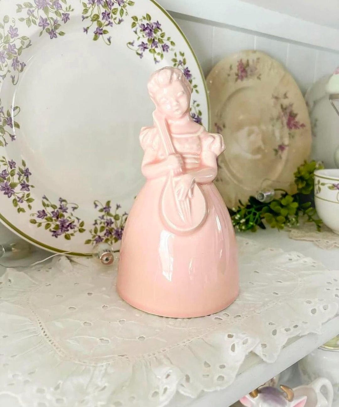 FIGURINE Pink Pottery Girl With Mandolin Vintage 1940s - Etsy