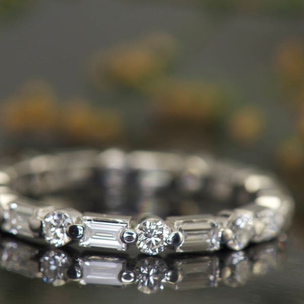 Dot Dash Ring - Etsy