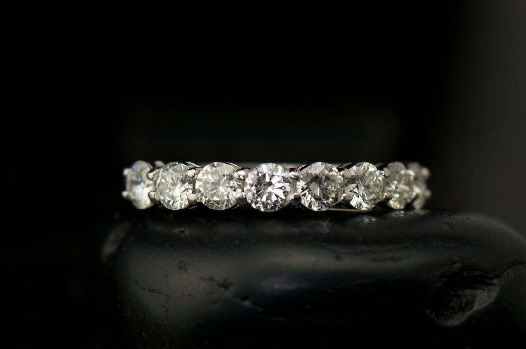 Split Prong Diamond Wedding Band in 14k White Gold, 1.00ctw of Round ...