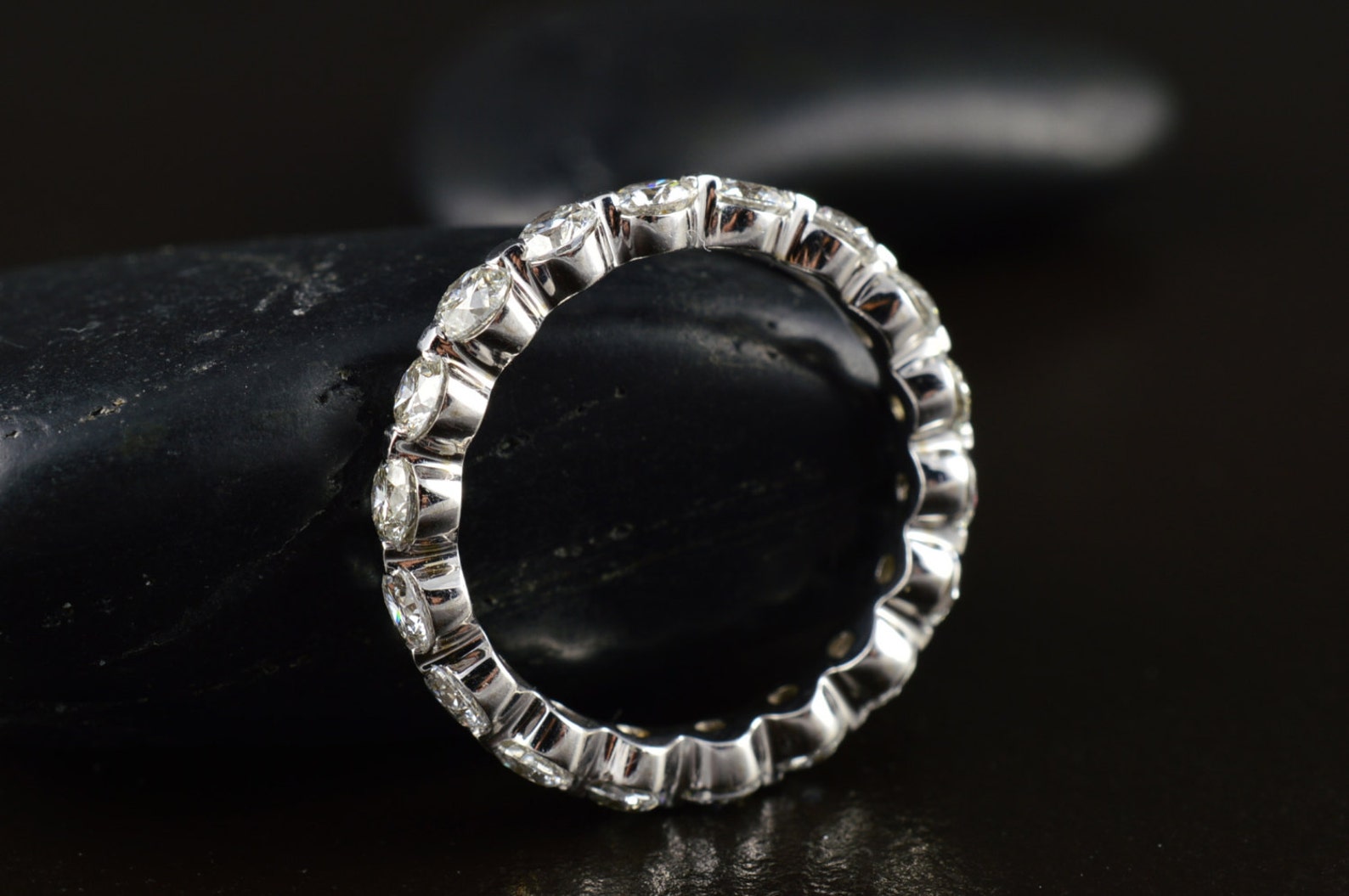 2.25ctw Floating Diamond Eternity Band in 14k Gold 3.2mm | Etsy