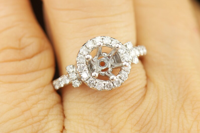 Jillian Diamond Halo Engagement Ring Semi-mount for 6-6.5mm - Etsy