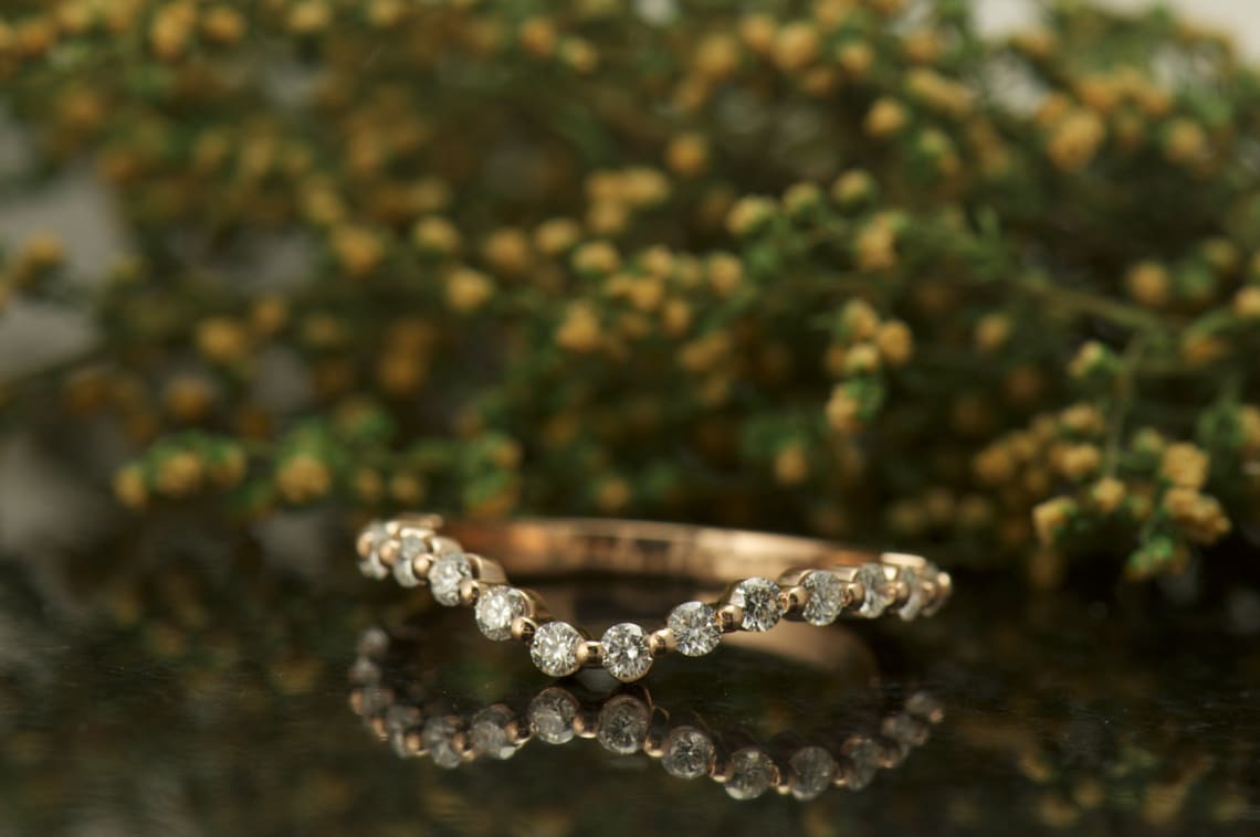 Curved Single Prong Diamond Band in 14k Rose Classic Floating - Etsy