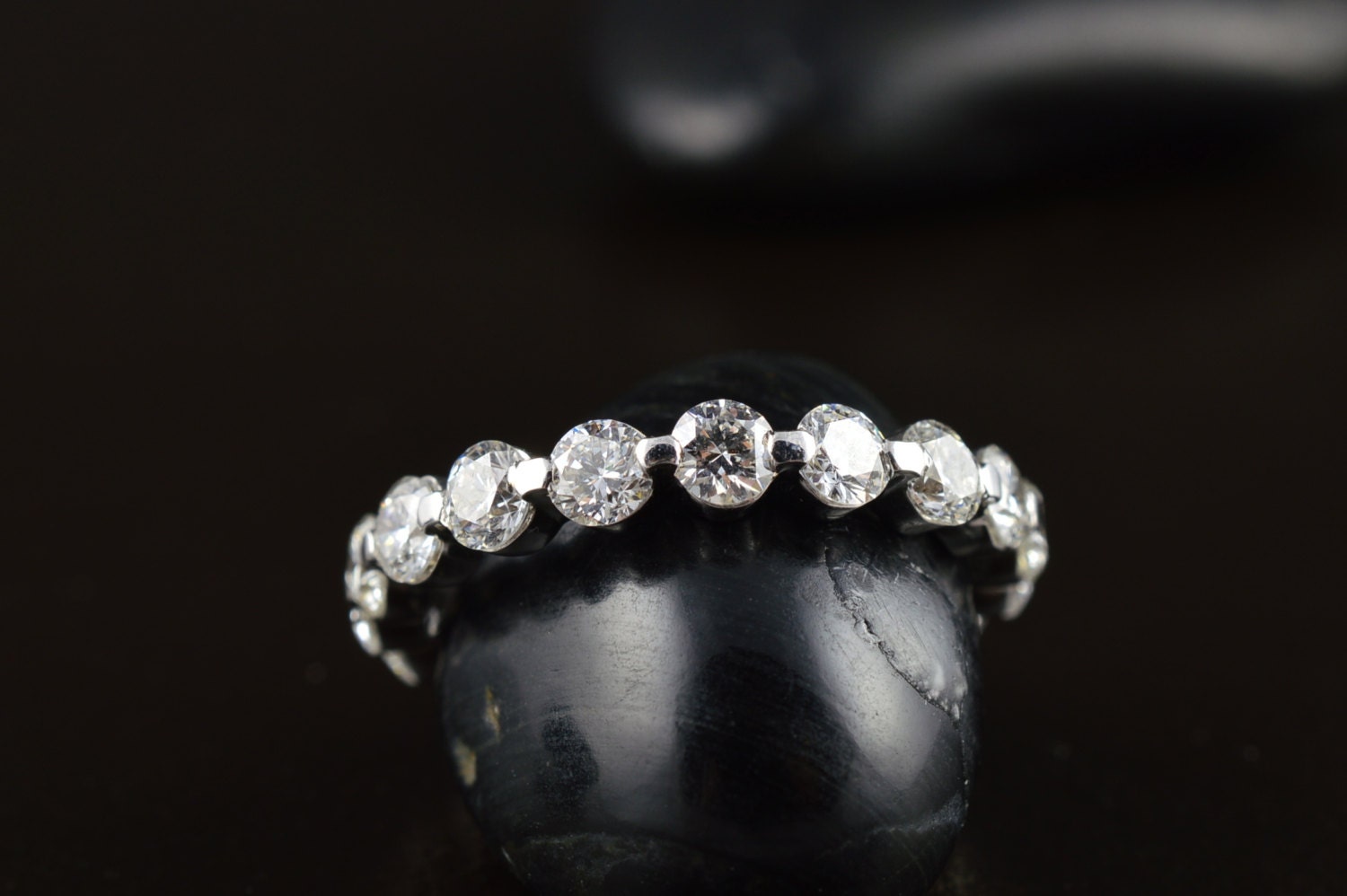 2.25ctw Floating Diamond Eternity Band in 14k Gold 3.2mm | Etsy