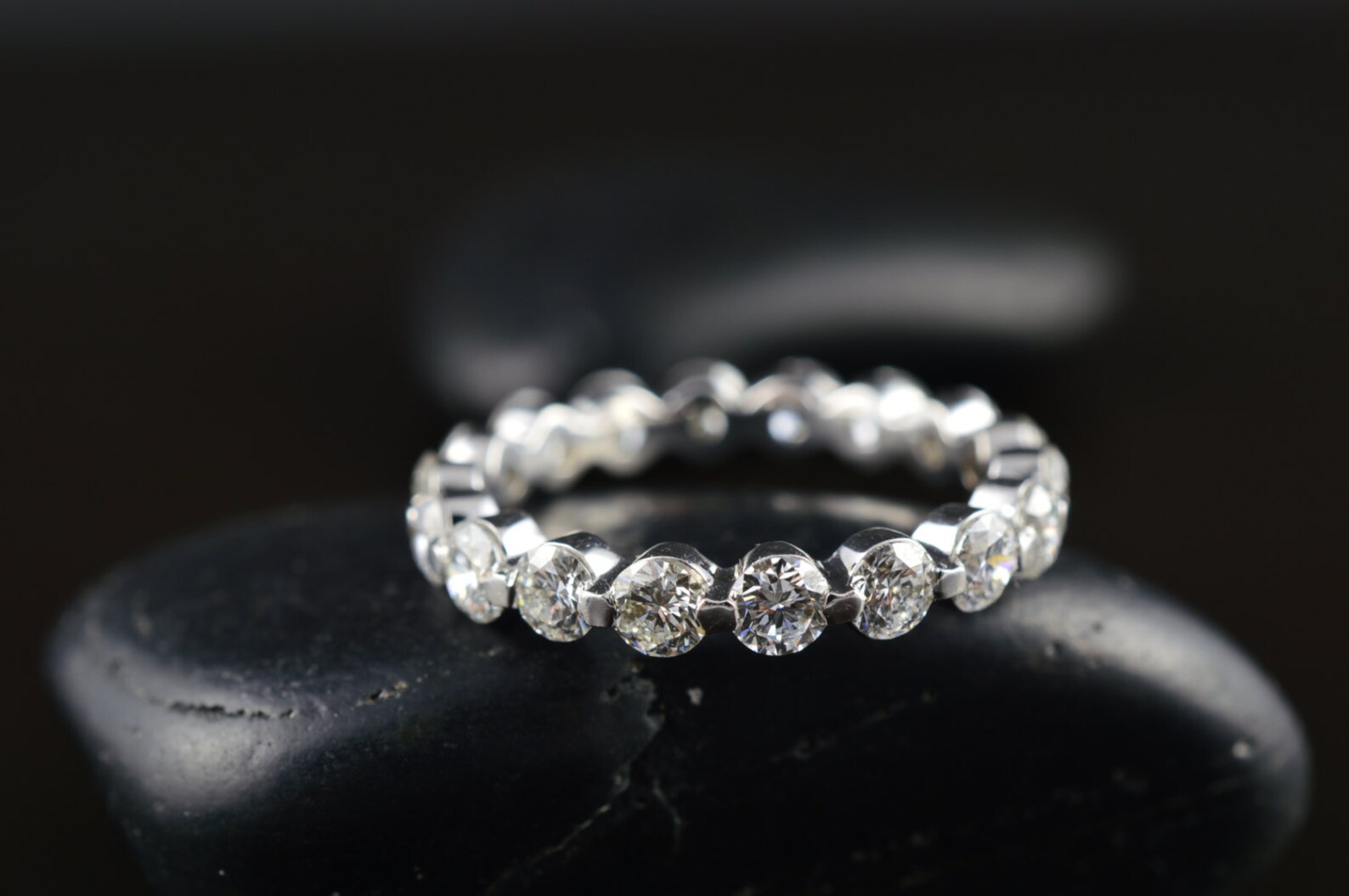 2.25ctw Floating Diamond Eternity Band in 14k Gold 3.2mm - Etsy