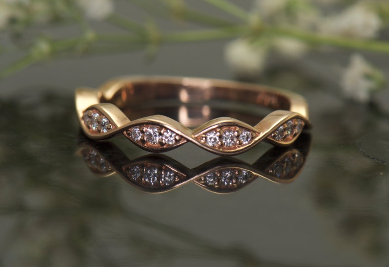 Phoebe Diamond Wedding Band in Rose Gold Round Brilliant - Etsy