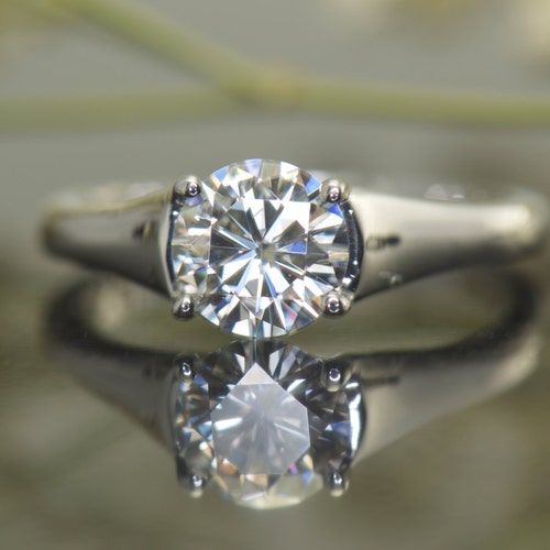 Low Profile Tapered Solitaire 1.00ct Forever One Moissanite - Etsy