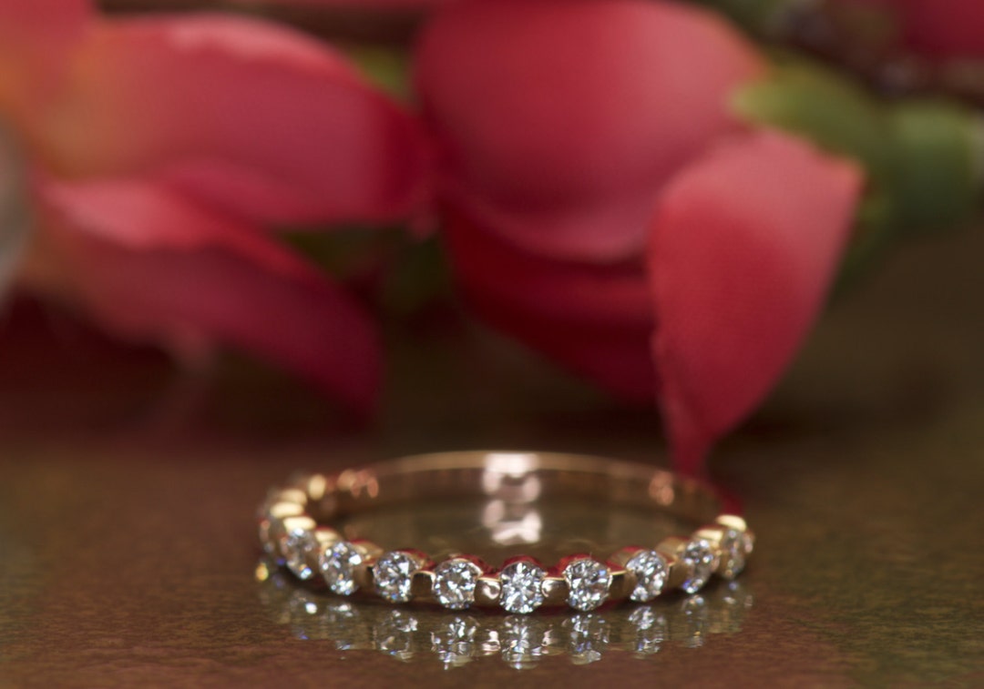 Floating Diamond Band in 18k Rose Gold Single Shared Prong - Etsy