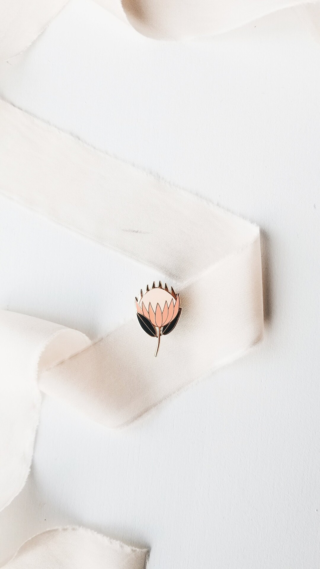 Protea Flower Enamel Pin: 10K Gold, Floral Lapel Pin - Etsy