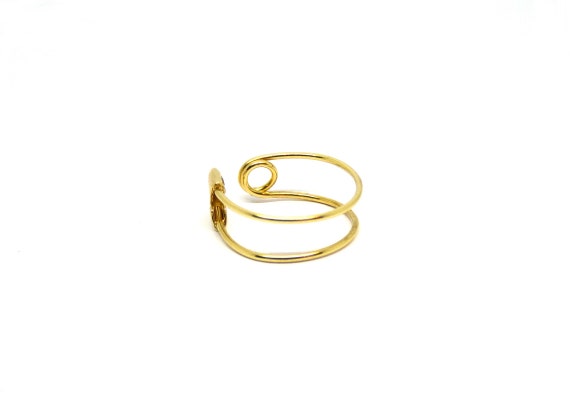 14k solid gold safety pin ring ~ Safety pin band ~ Vi… - Gem