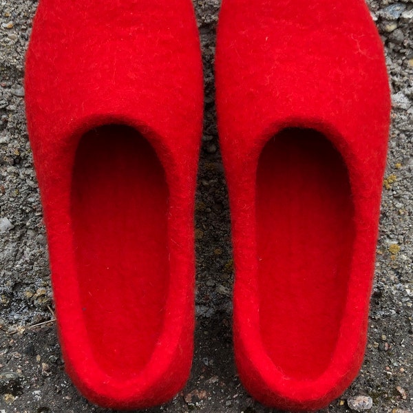 Red Clogs - Etsy