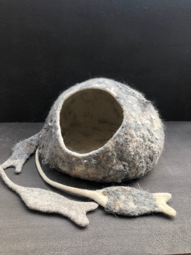 Handmade Felted Wool Cat Toy Mouse: Eco-friendly Pet Gift - Etsy