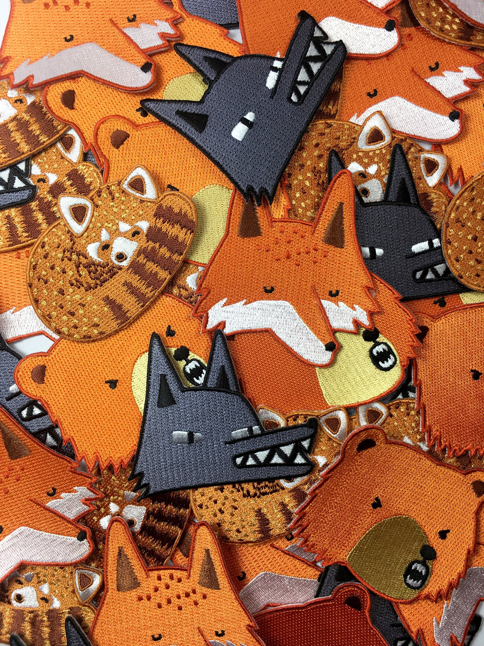 Wolf Patch Embroidered Iron-on Patch Wolf Illustration - Etsy