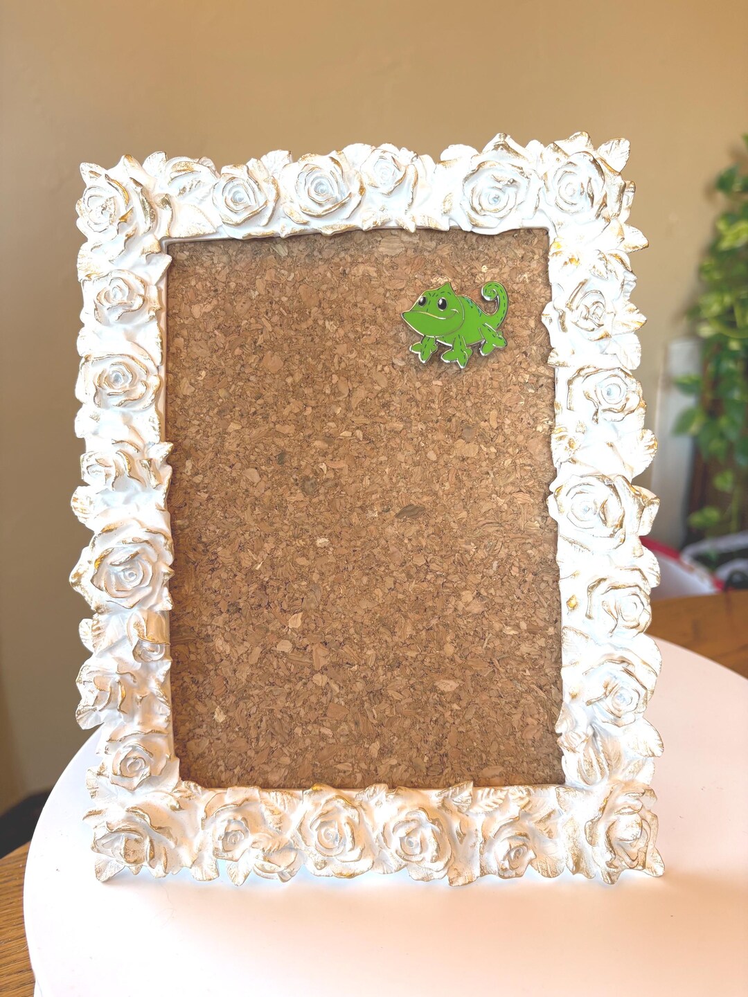 White W/gold Accents Roses Pin Trading Pinboard Corkboard Frame Display ...
