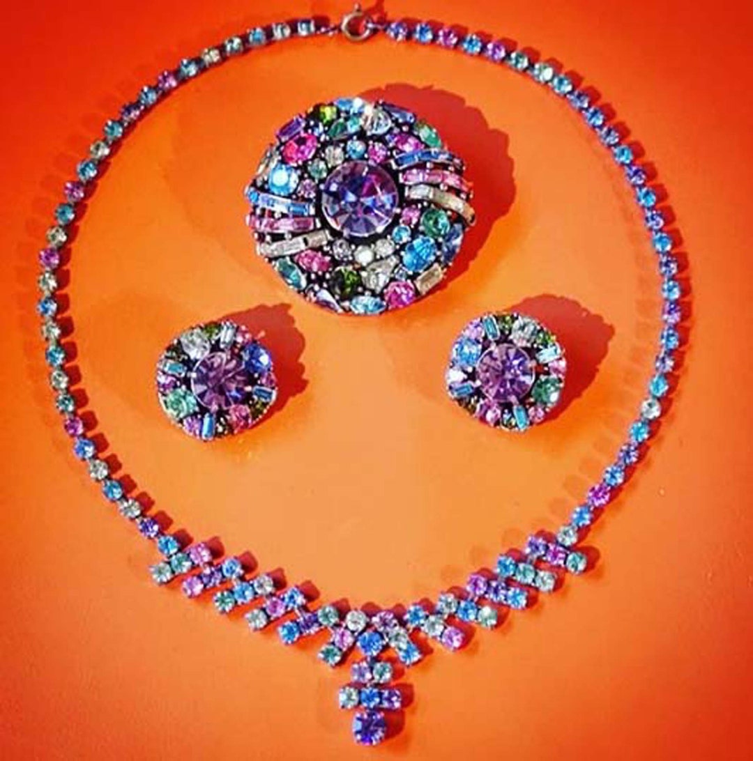 Vintage 50s Hollycraft Parure, Necklace, Brooch & Earrings Set. - Etsy ...