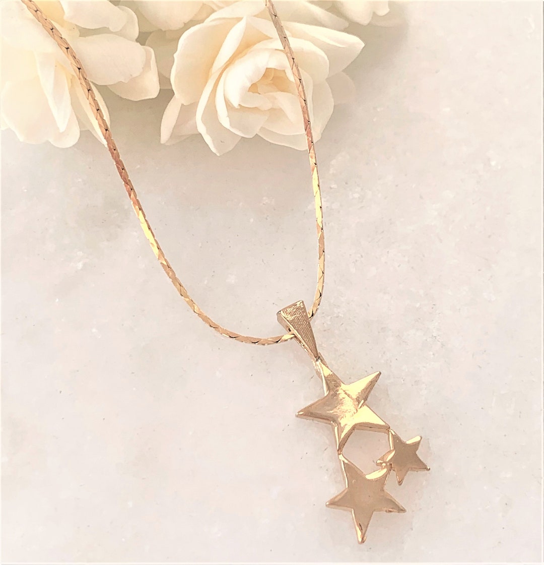 16" Delicate Gold Tone Box Chain Necklace With Triple Star Gold ...