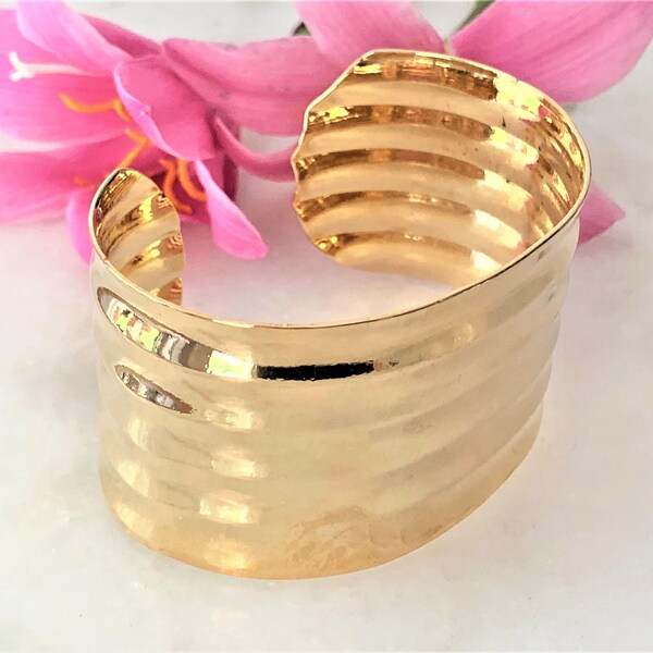 Cuff Bracelet Gold - Etsy
