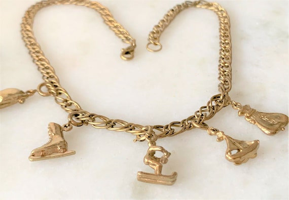 Antique Gold Double Curb Chain 18” Charm Necklace wit… - Gem
