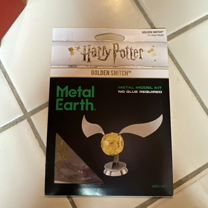 Harry Potter Golden Snitch / Metal Model Kit / Metal Earth / No Glue ...