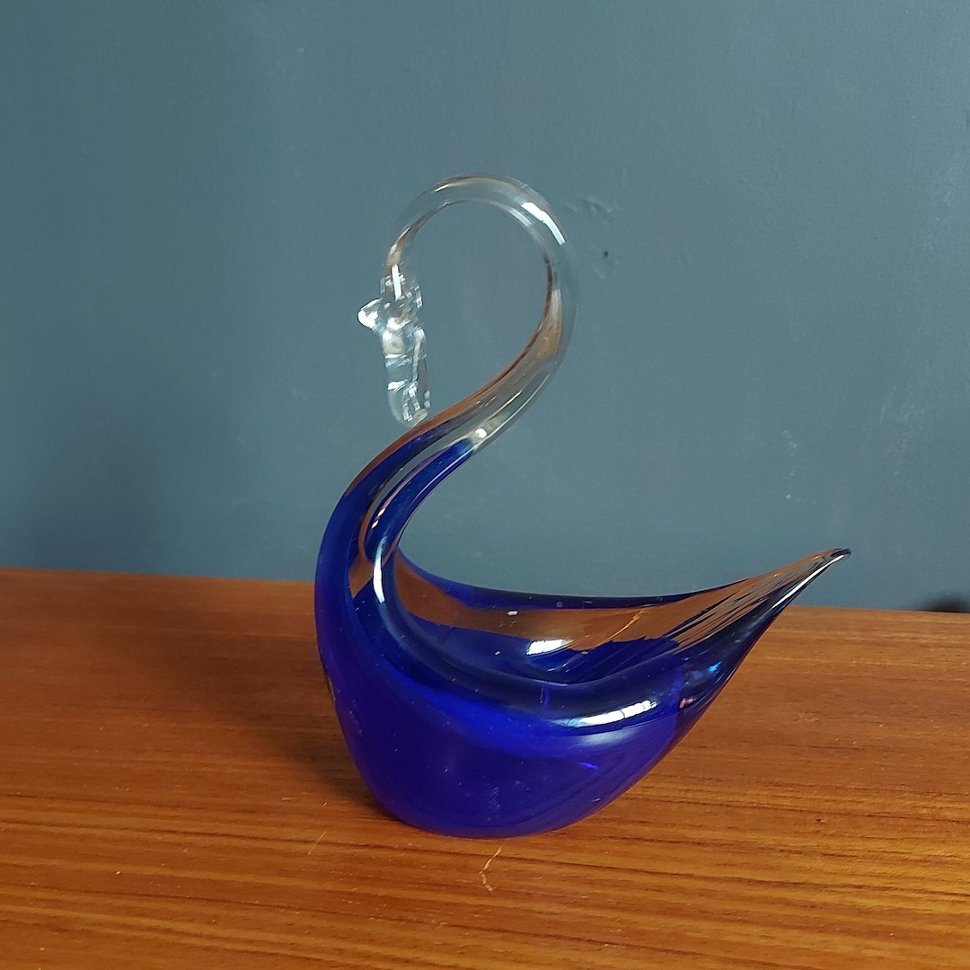 Mtarfa Made in Malta Cased Blue Art Glass Bird Paperweight Signed to ...