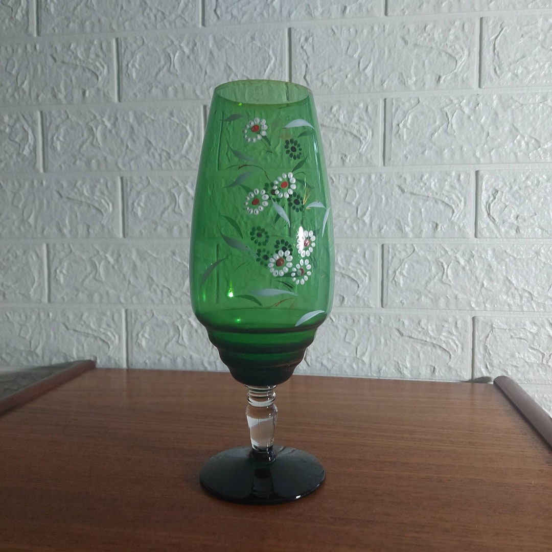 Empoli Retro Tall Emerald Green Glass Vase on a Clear Knopped Stem With ...